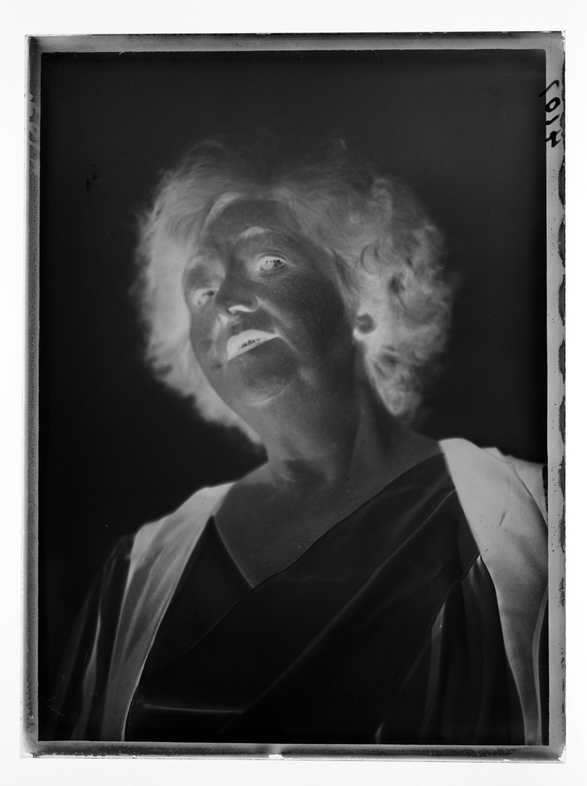 [Cecilia Loftus as Fannie Brice] | International Center of Photography