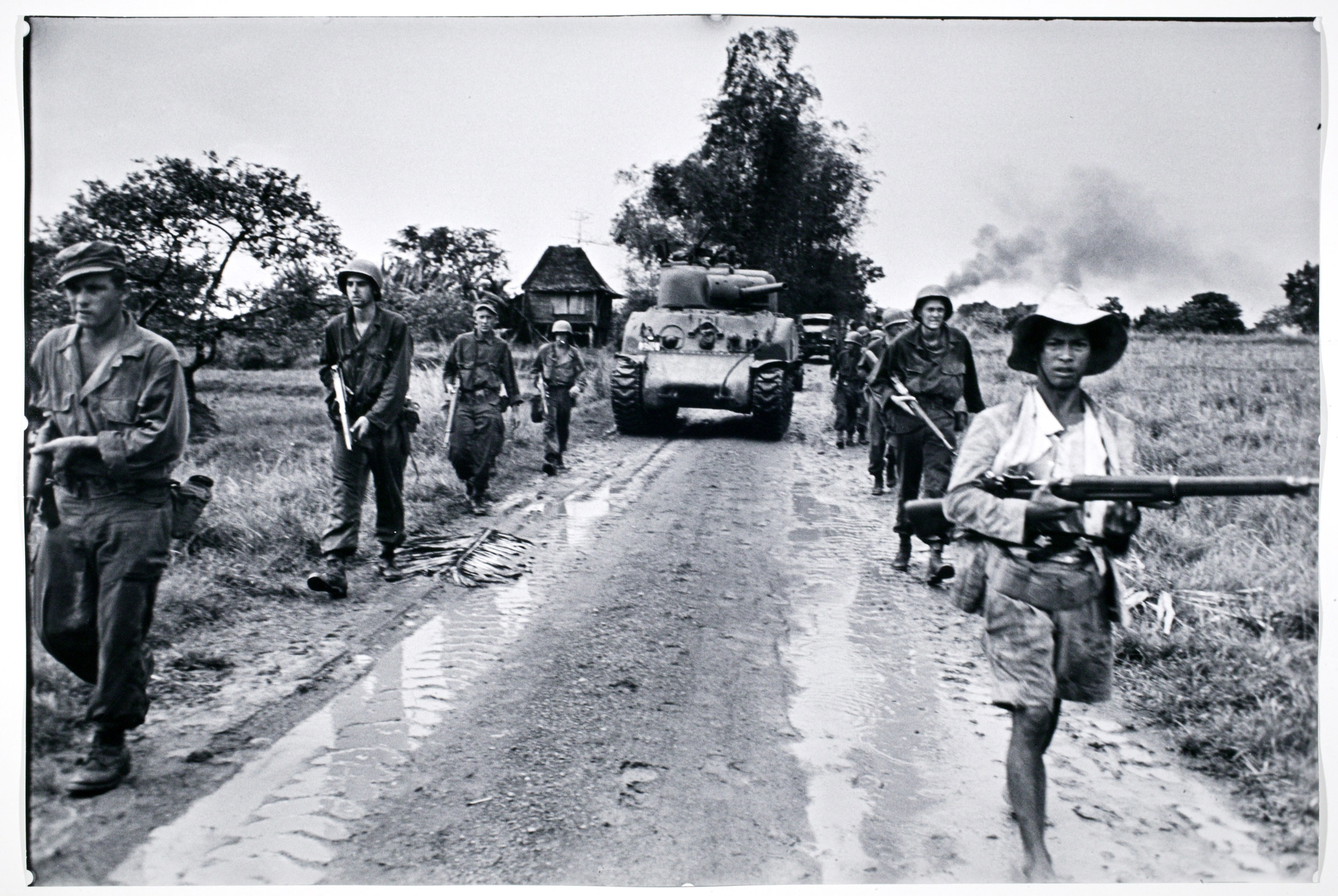 American and Filipino Guerillas Join forces in attack on Japanese in ...