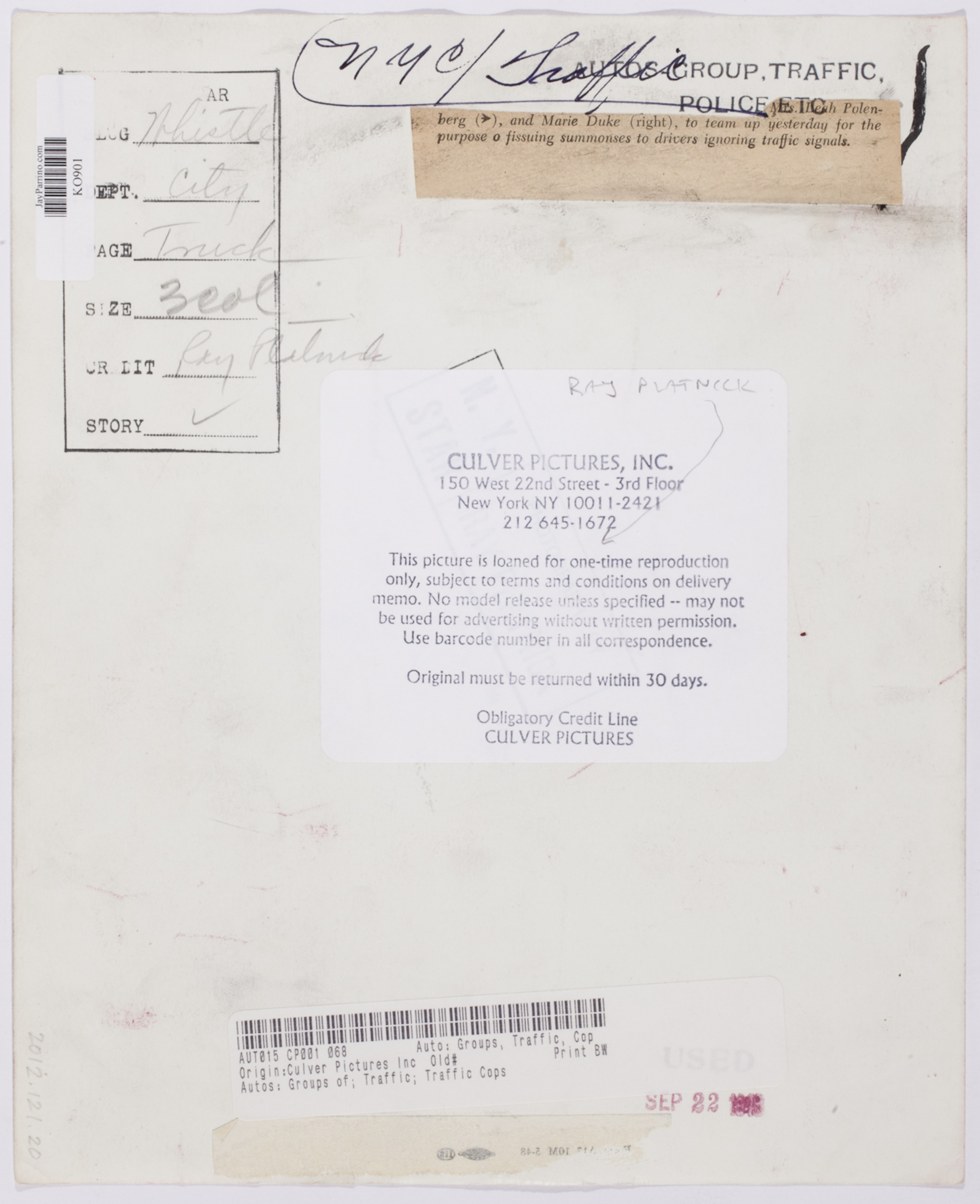 [Lean Polenberg and Marie Duke issuing traffic summonses, New York ...