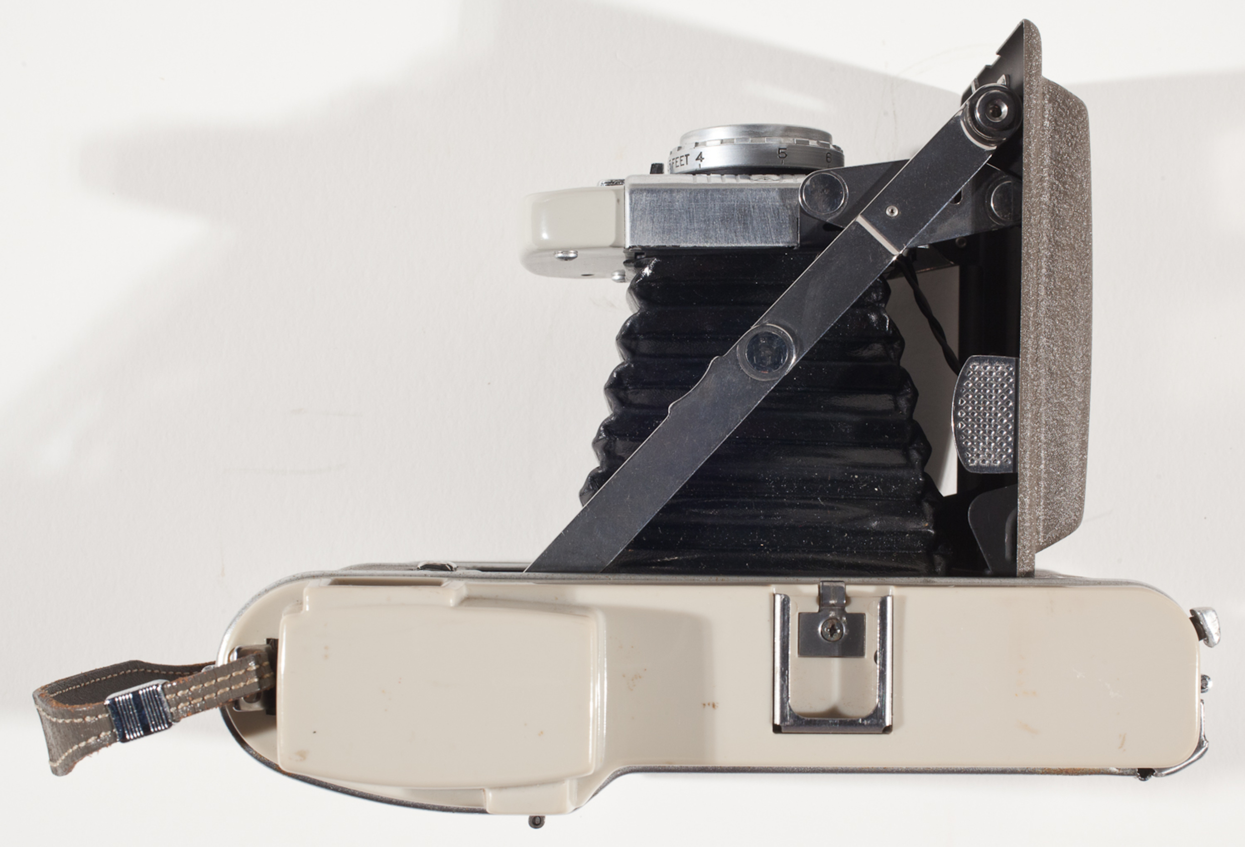 Polaroid Land Camera | International Center of Photography