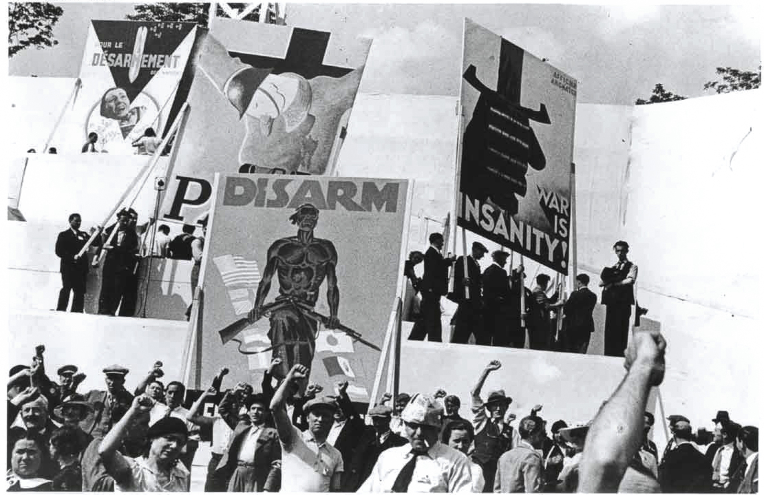 [Anti-war rally, St. Cloud, Paris] | International Center of Photography