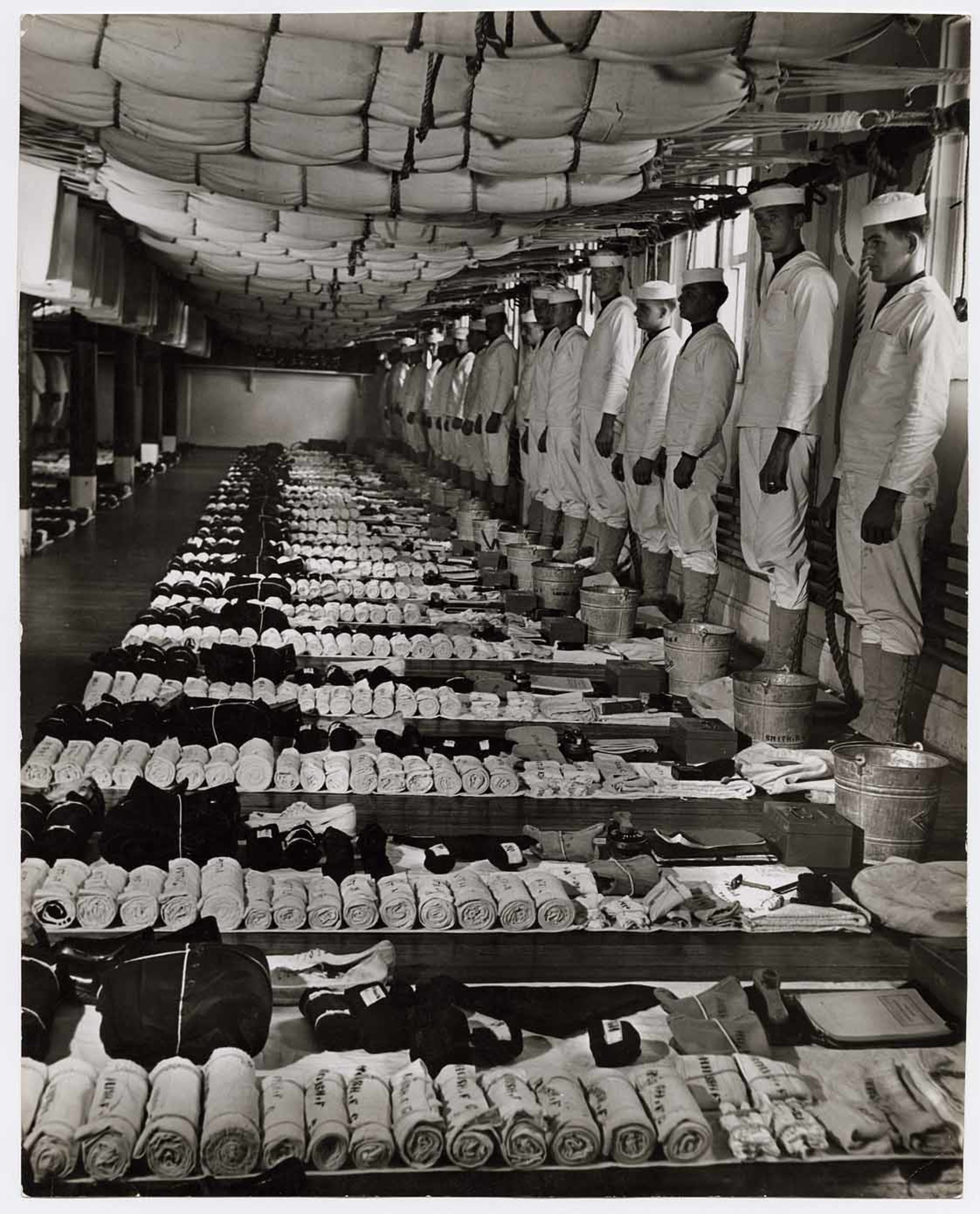 Naval Training Station: Soldiers who will graduate the next morning ...