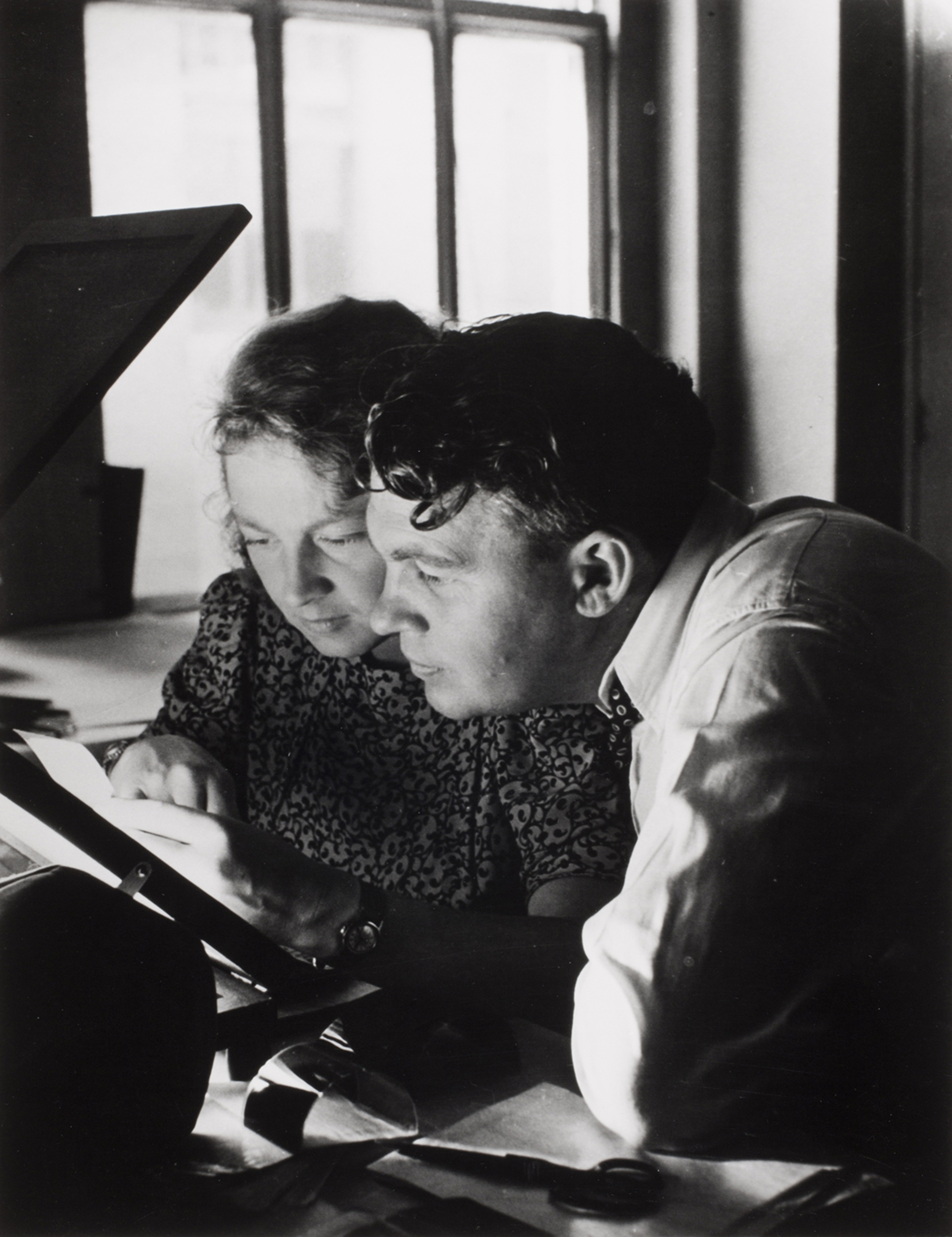 Hansel and Otto selecting negatives at LIFE Magazine Lab with Peter ...