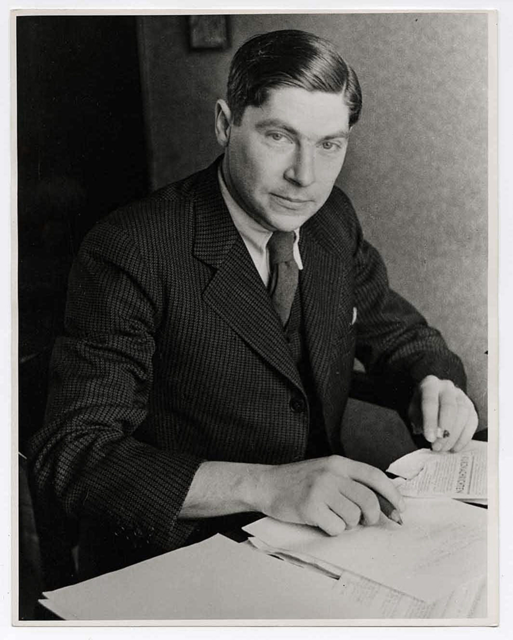 Arthur Koestler, Paris | International Center of Photography