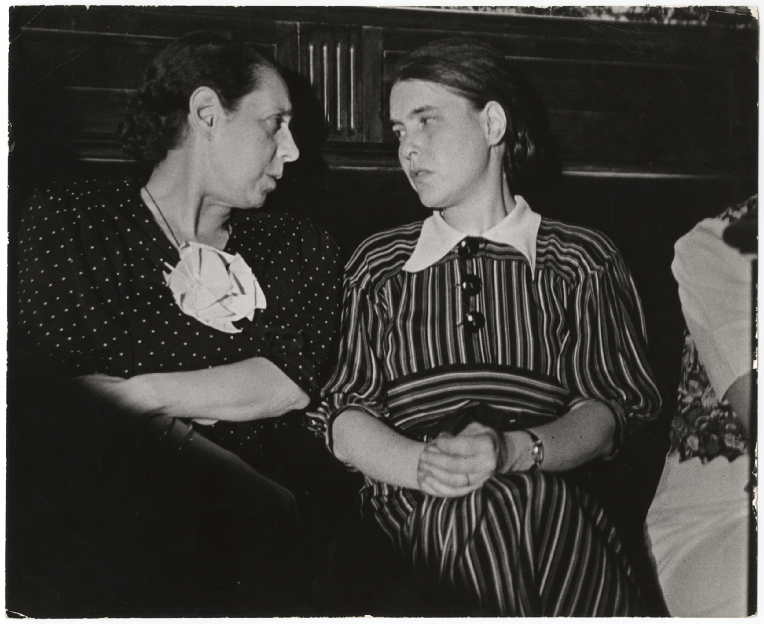 [Margarita Nelken and Anna Seghers at the Second International Congress ...