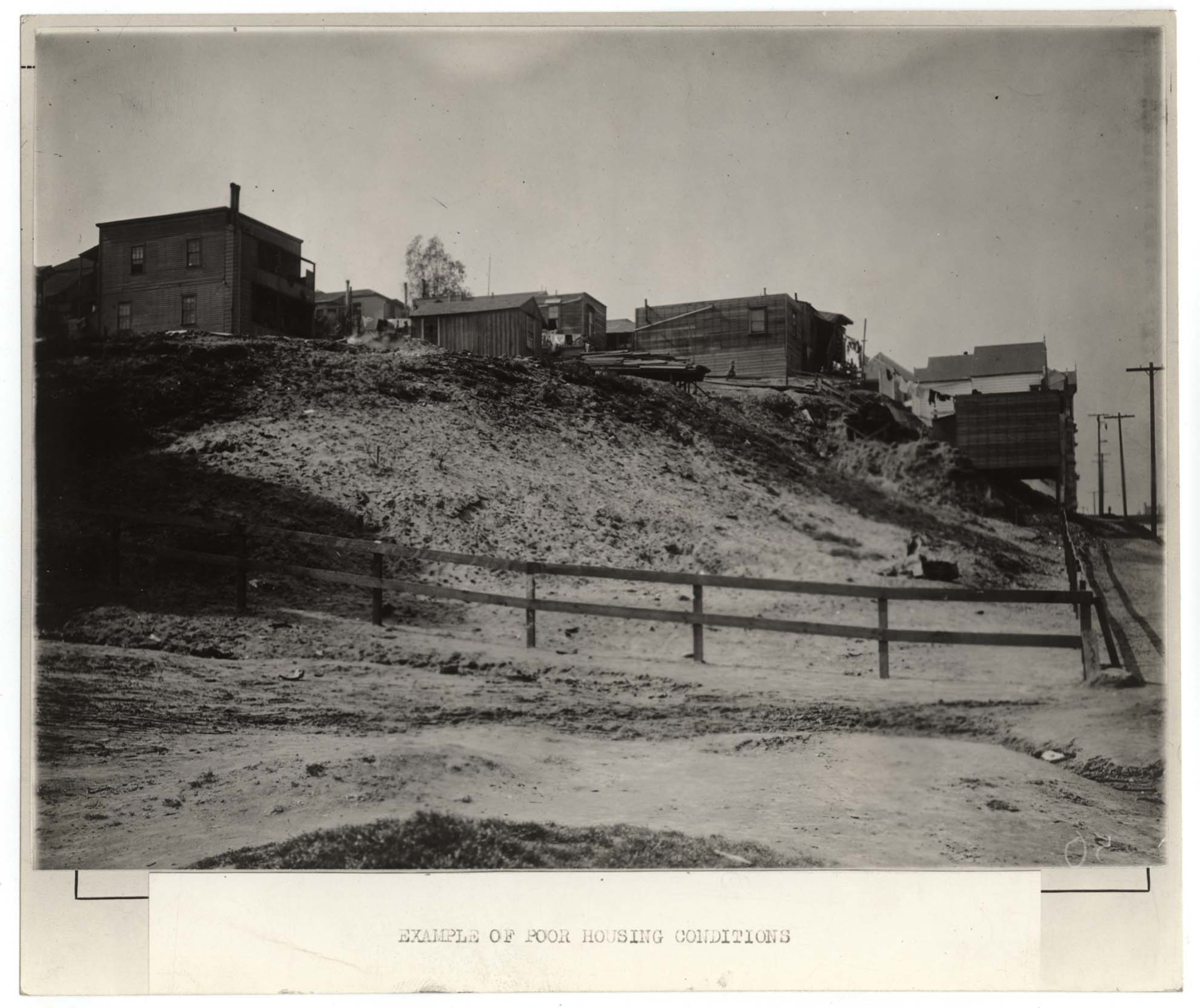 Example of bad housing conditions | International Center of Photography