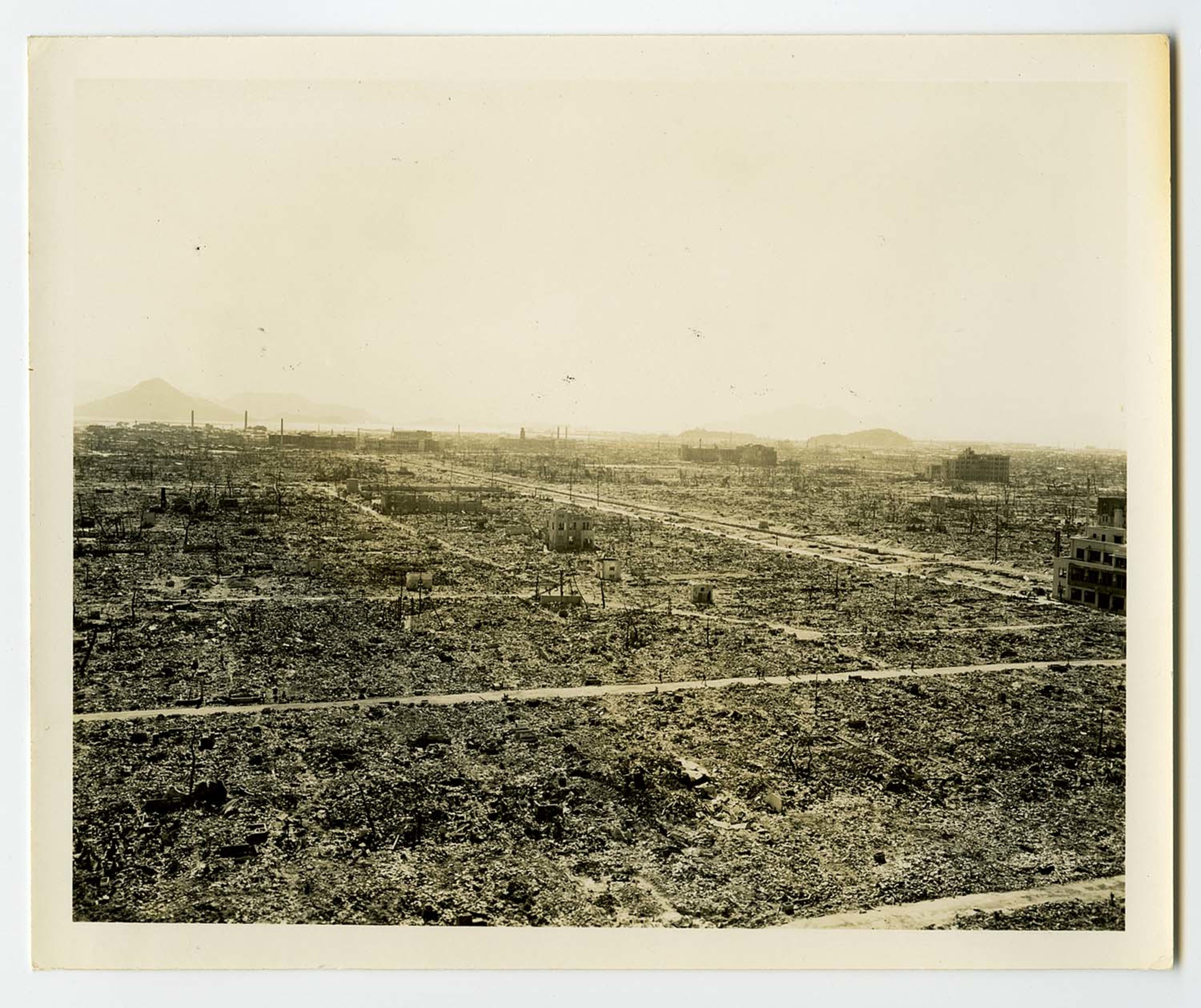 Hiroshima: Ground Zero 1945 Images| ICP