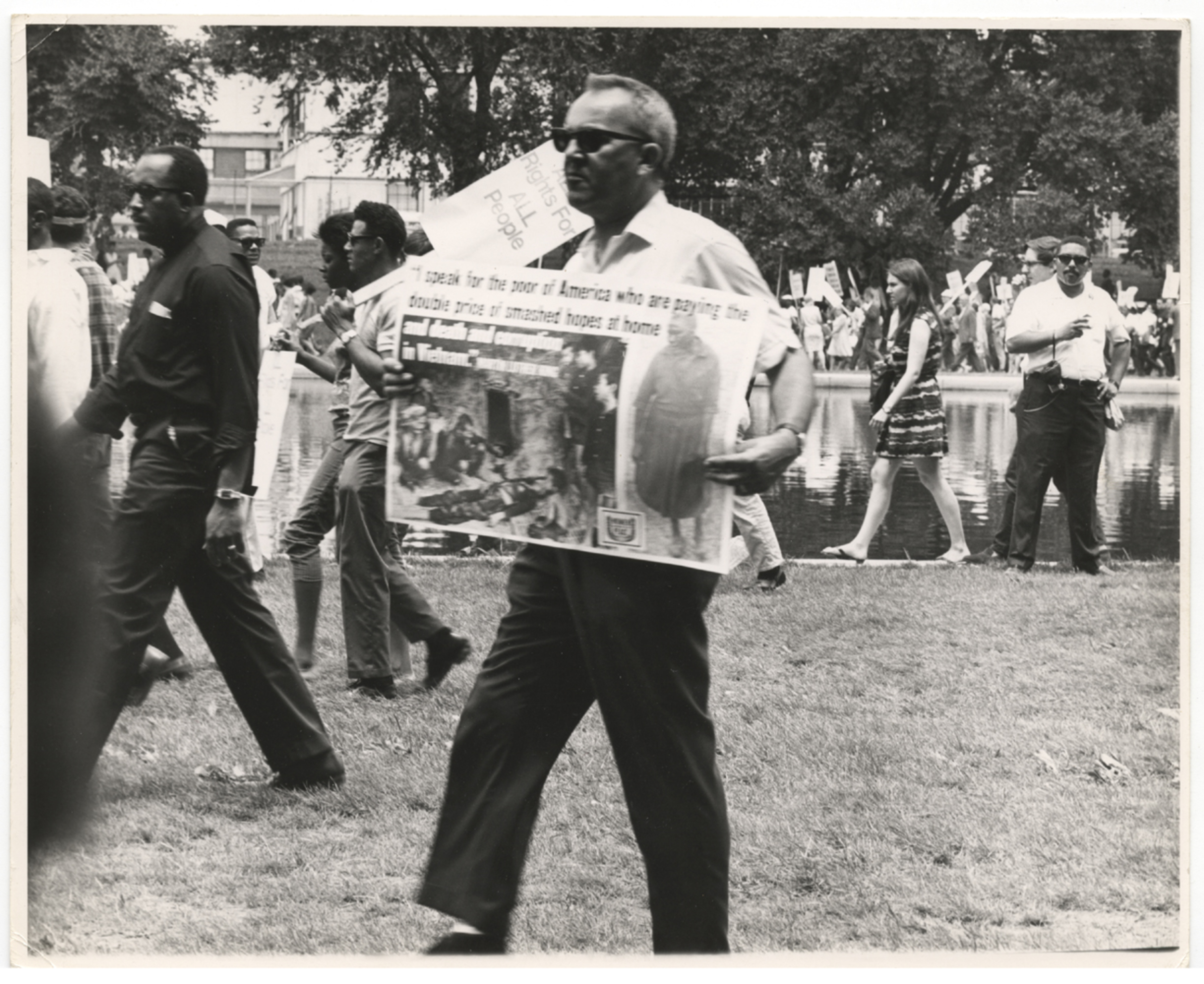[Marchers with signs, the Poor People's Campaign, Washington, DC ...