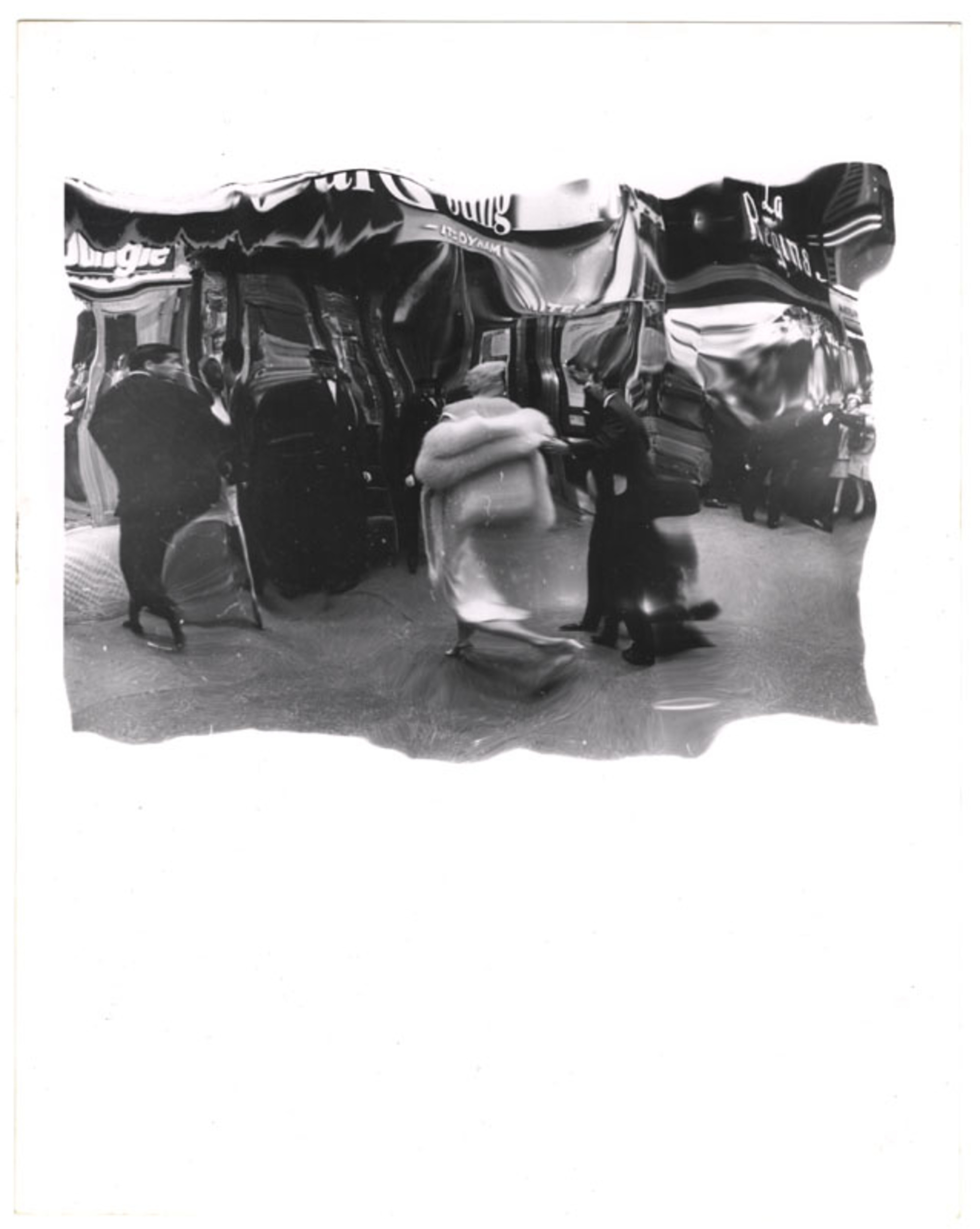 Marilyn Monroe. Photo by Sam Shaw. Caricature by Weegee ...