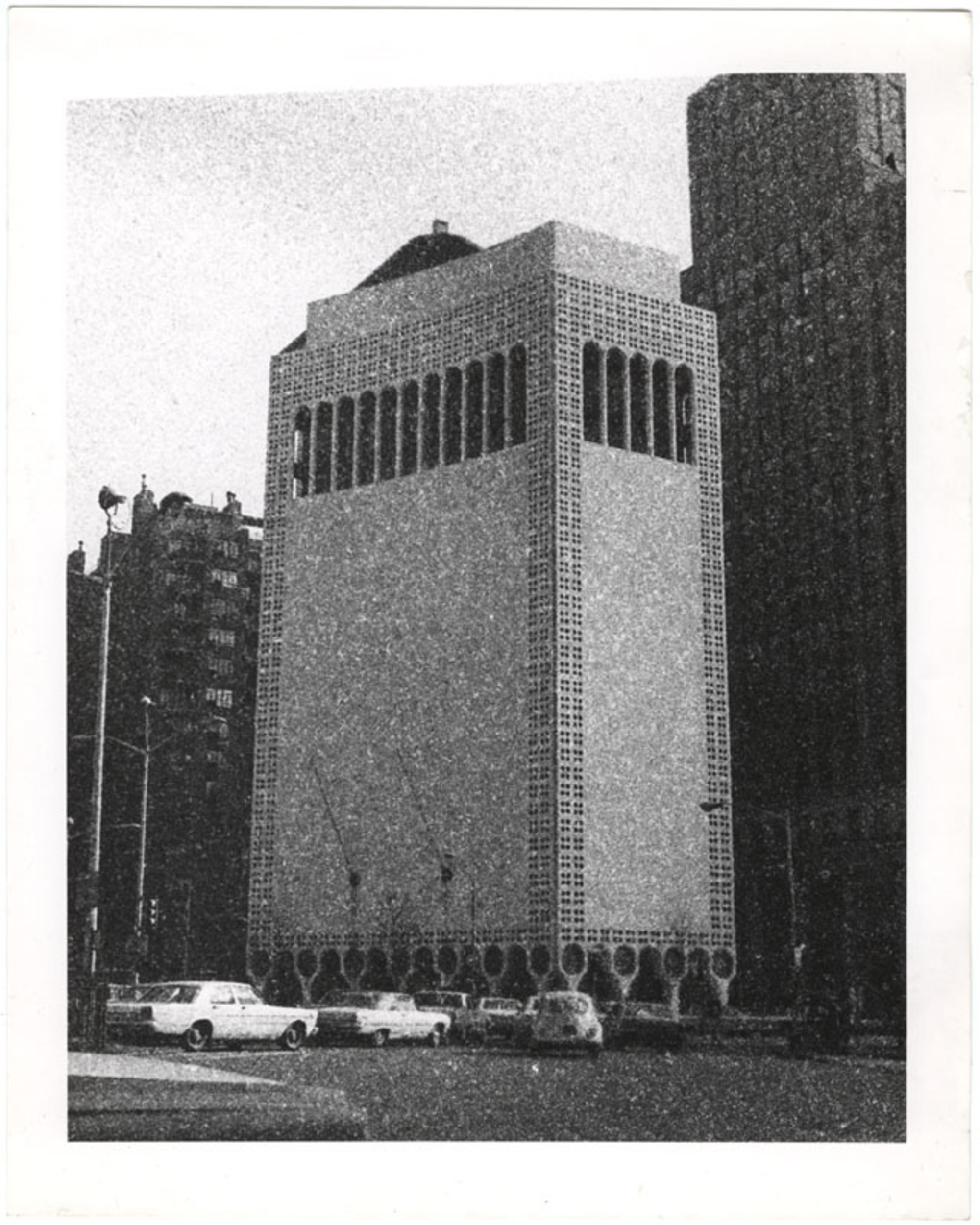 Gallery of Modern Art (distortion) | International Center of Photography