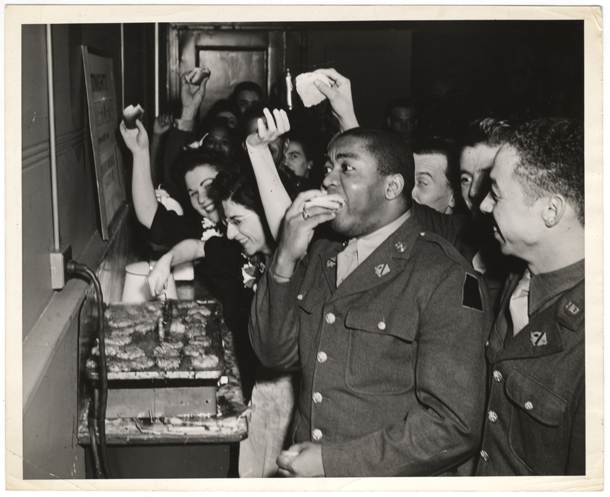 [Hamburger party for the Army] | International Center of Photography