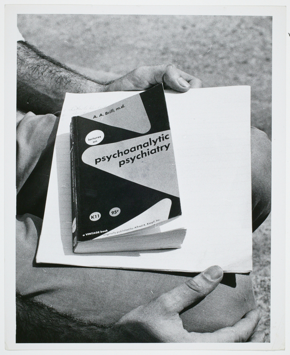 [Psychoanalytic psychiatry] | International Center of Photography