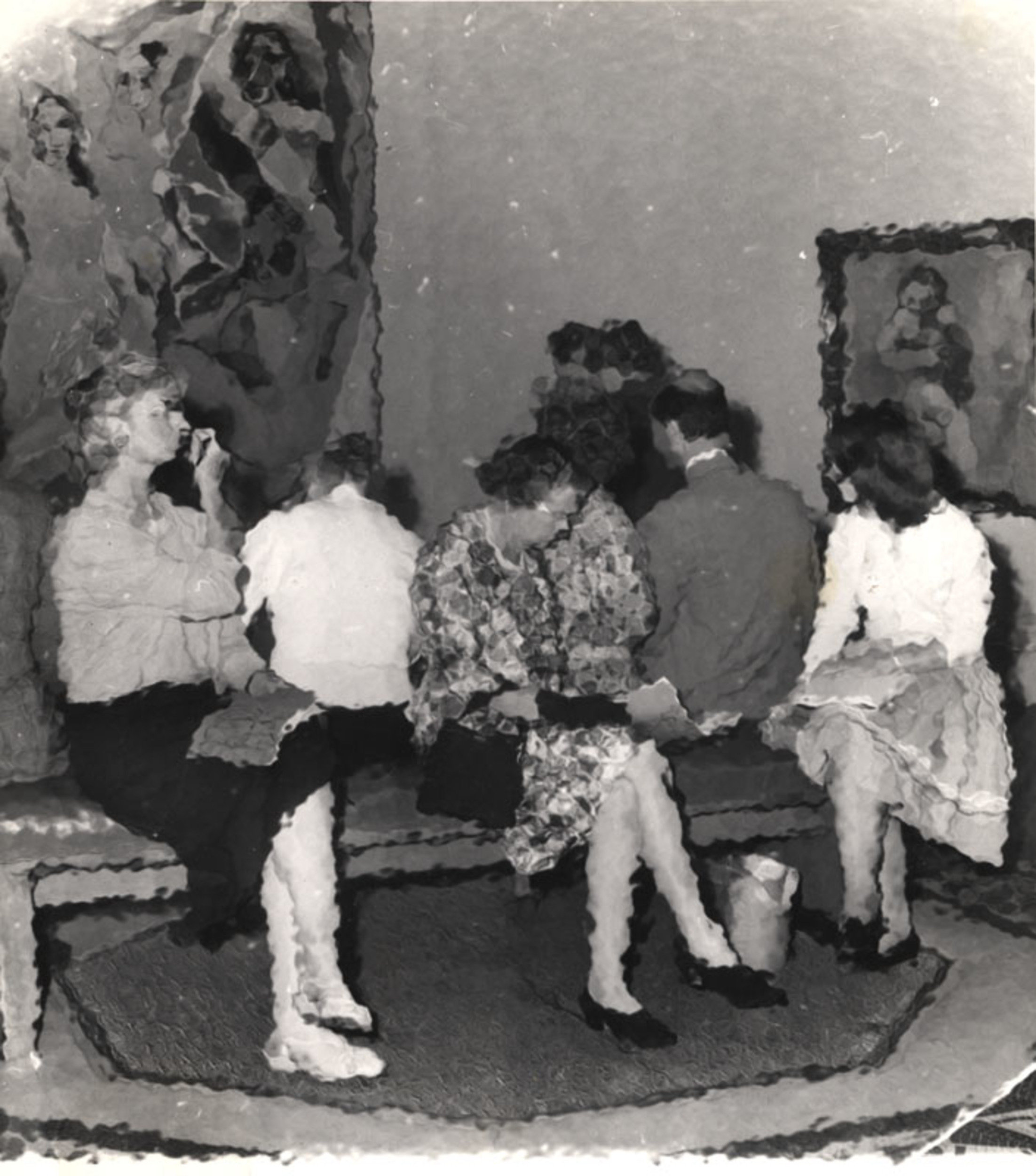 [Spectators at Picasso exhibition at Tate Gallery distortion ...