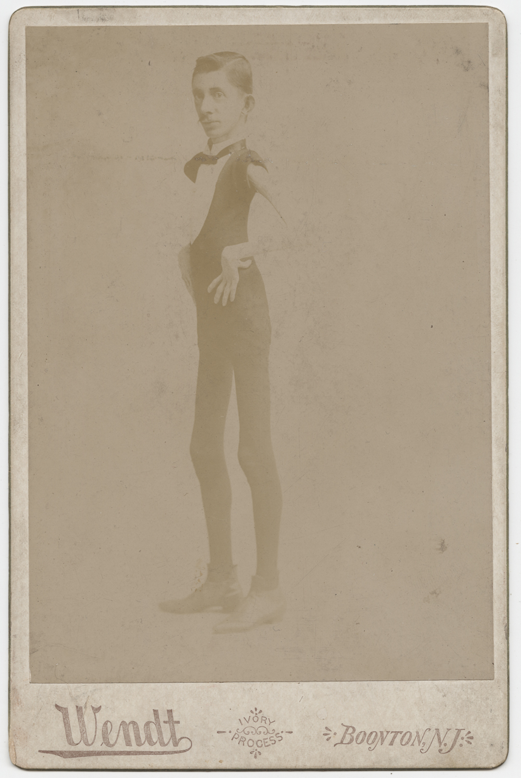 [Harry Jones] | International Center of Photography