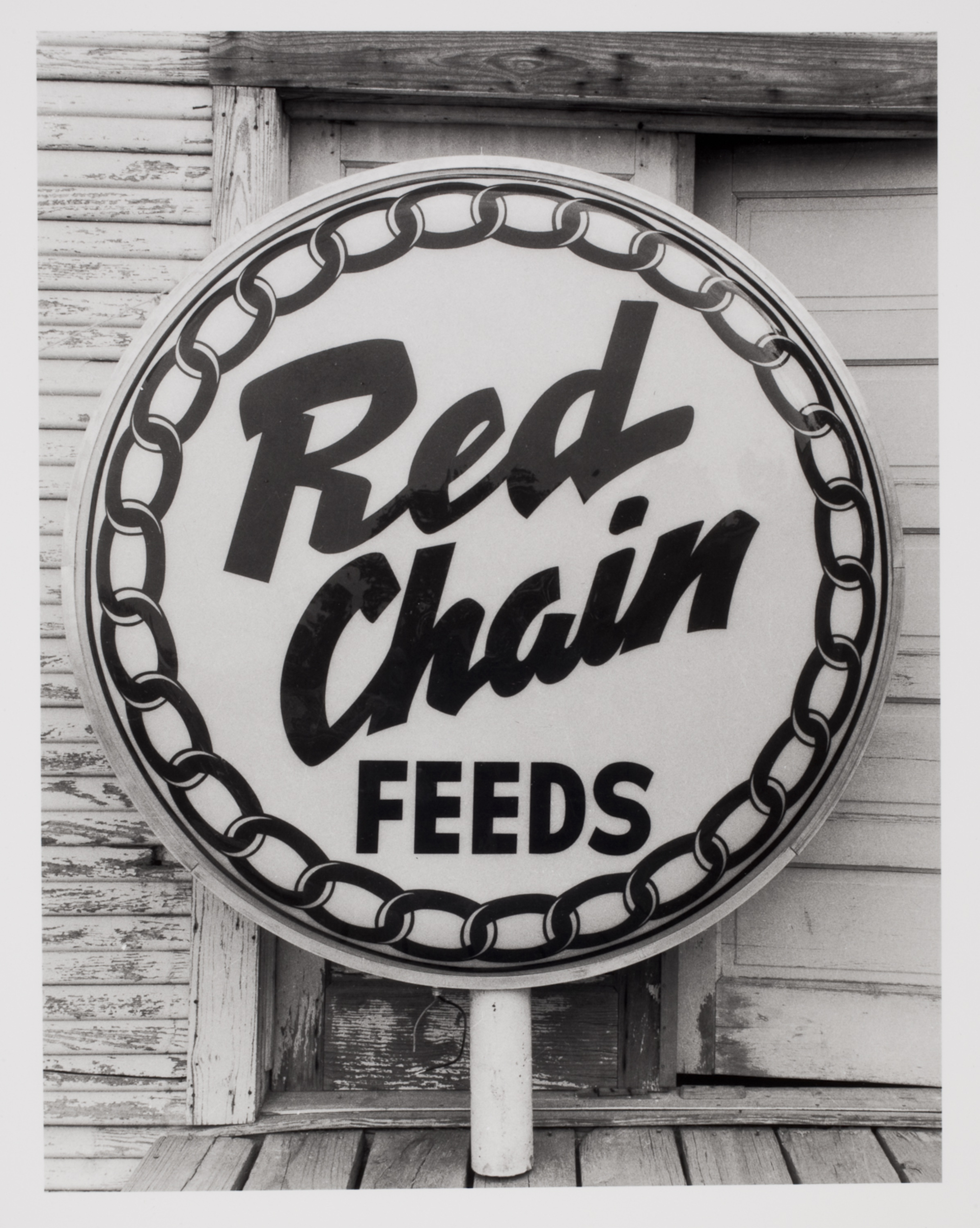 [Red Chain Feeds sign] | International Center of Photography
