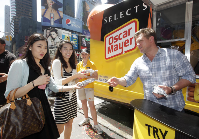 NYC: THE OSCAR MAYER BRAND OPENS UNIQUE MOBILE “RESTAURANT” - Mobile ...