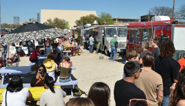 Austin, TX: Food Truck Industry at Crossroads - Mobile Food News