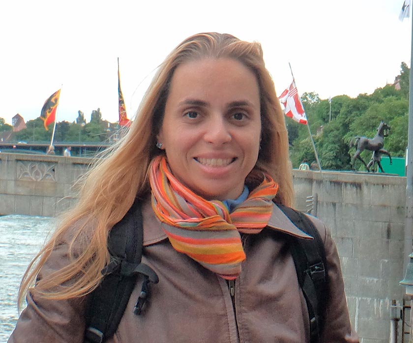 Examinando-a-tartaruga - iGUi Ecologia