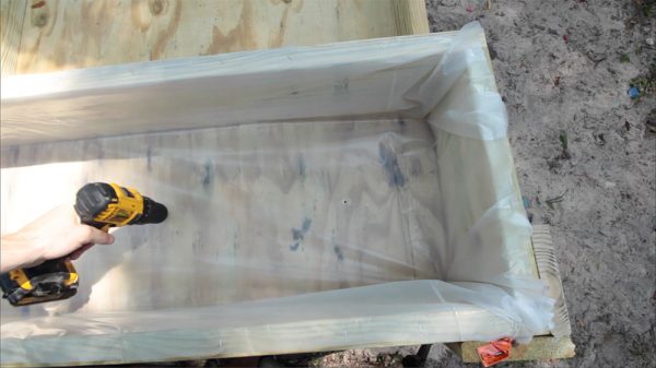 How to make a sandbox/planter combo - I Like To Make Stuff