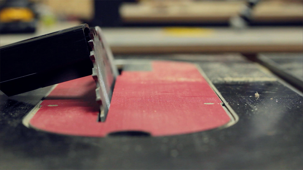 How to make a swing arm for a computer monitor - I Like To Make Stuff