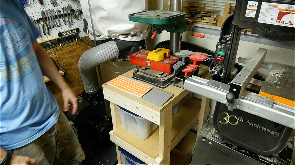 How to make a simple, cheap 2x4 work table - I Like To Make Stuff