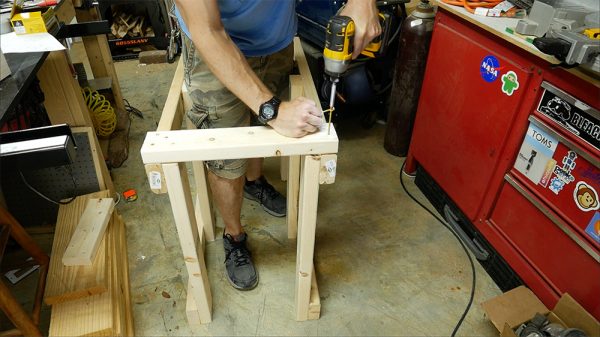 How to make a simple, cheap 2x4 work table - I Like To Make Stuff