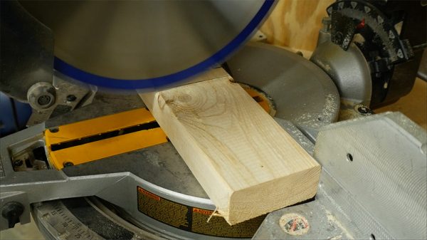 How to make a simple, cheap 2x4 work table - I Like To Make Stuff