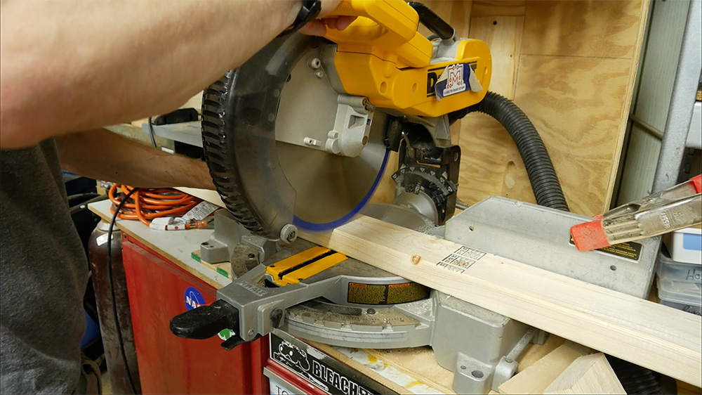 How to make a simple, cheap 2x4 work table - I Like To Make Stuff