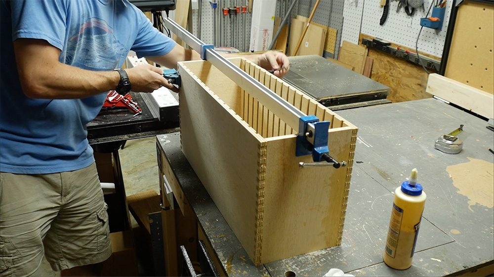 How to make a wooden comic box - I Like To Make Stuff