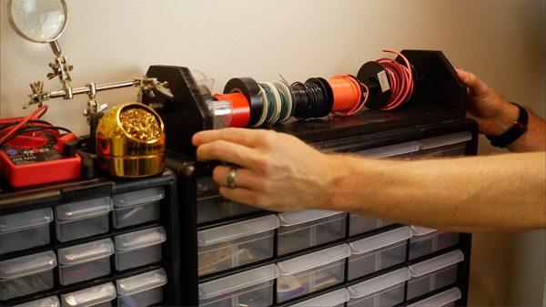 How to make a steel framed desk (electronics station) - I Like To Make ...