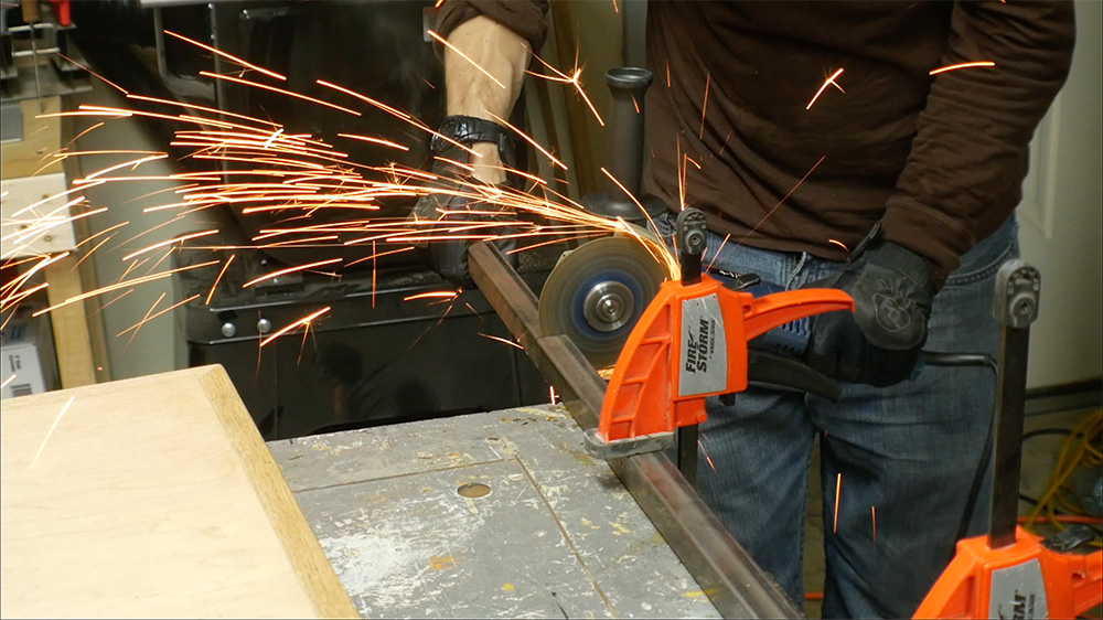 How to make a steel framed desk (electronics station) - I Like To Make ...