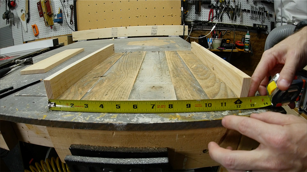 How to make a serving tray from pallet wood - I Like To Make Stuff