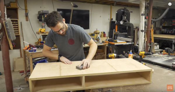 How to Make a Modern Writing Desk - I Like To Make Stuff