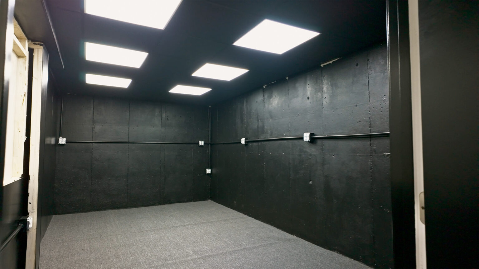 Starting to Build My Electronics Room - I Like To Make Stuff