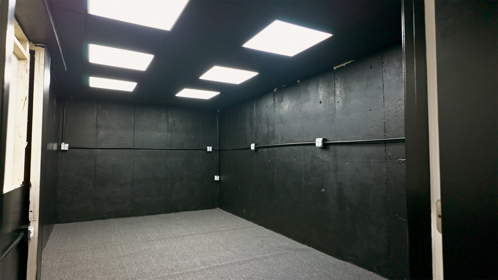 Starting to Build My Electronics Room - I Like To Make Stuff