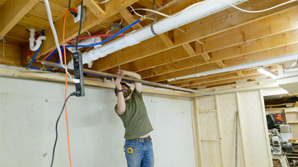 Starting to Build My Electronics Room - I Like To Make Stuff