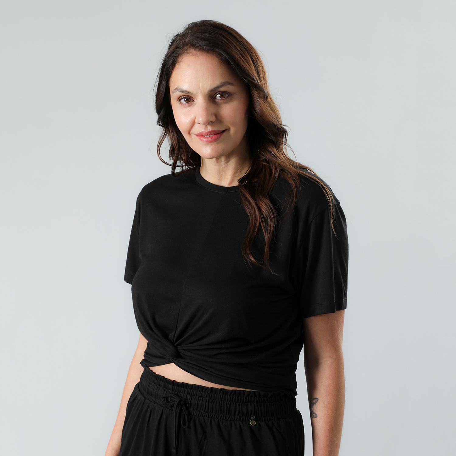 Ripley - POLERA NUDO MANGA CORTA