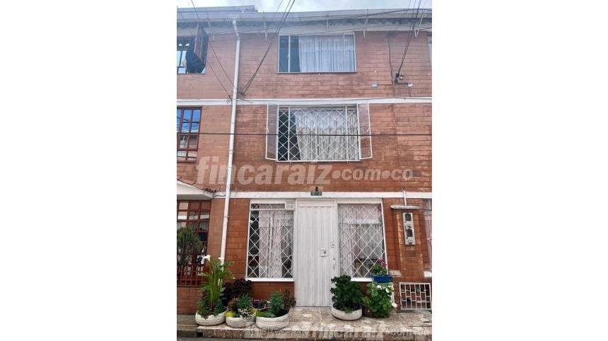 Casa en venta, Bogotá - Almendros. Ref #7698534