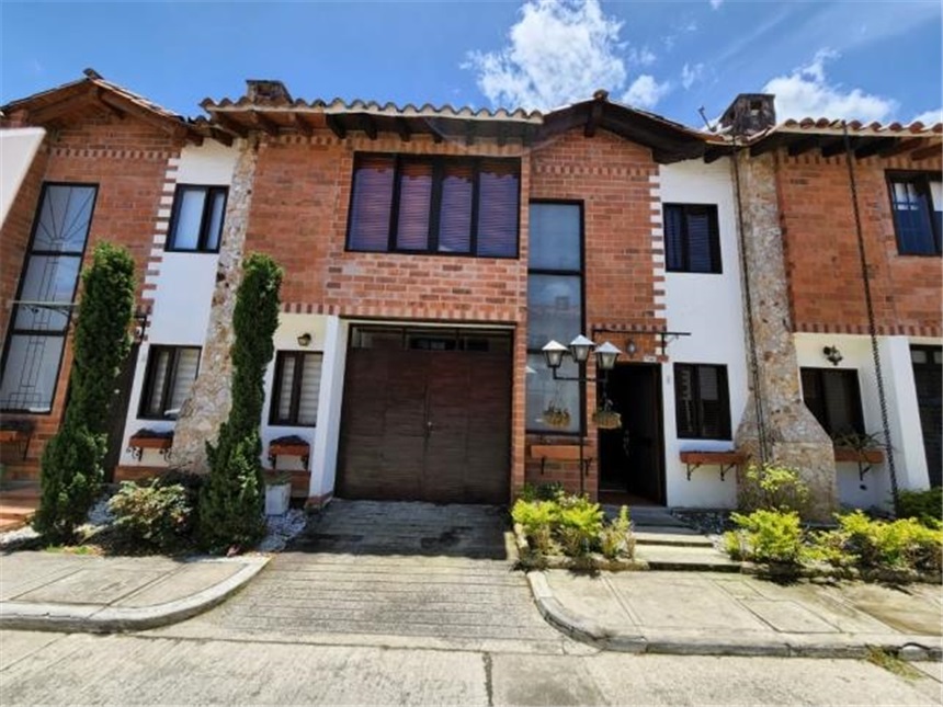 Casa en venta. Ref #7572818 - fincaraiz.com.co