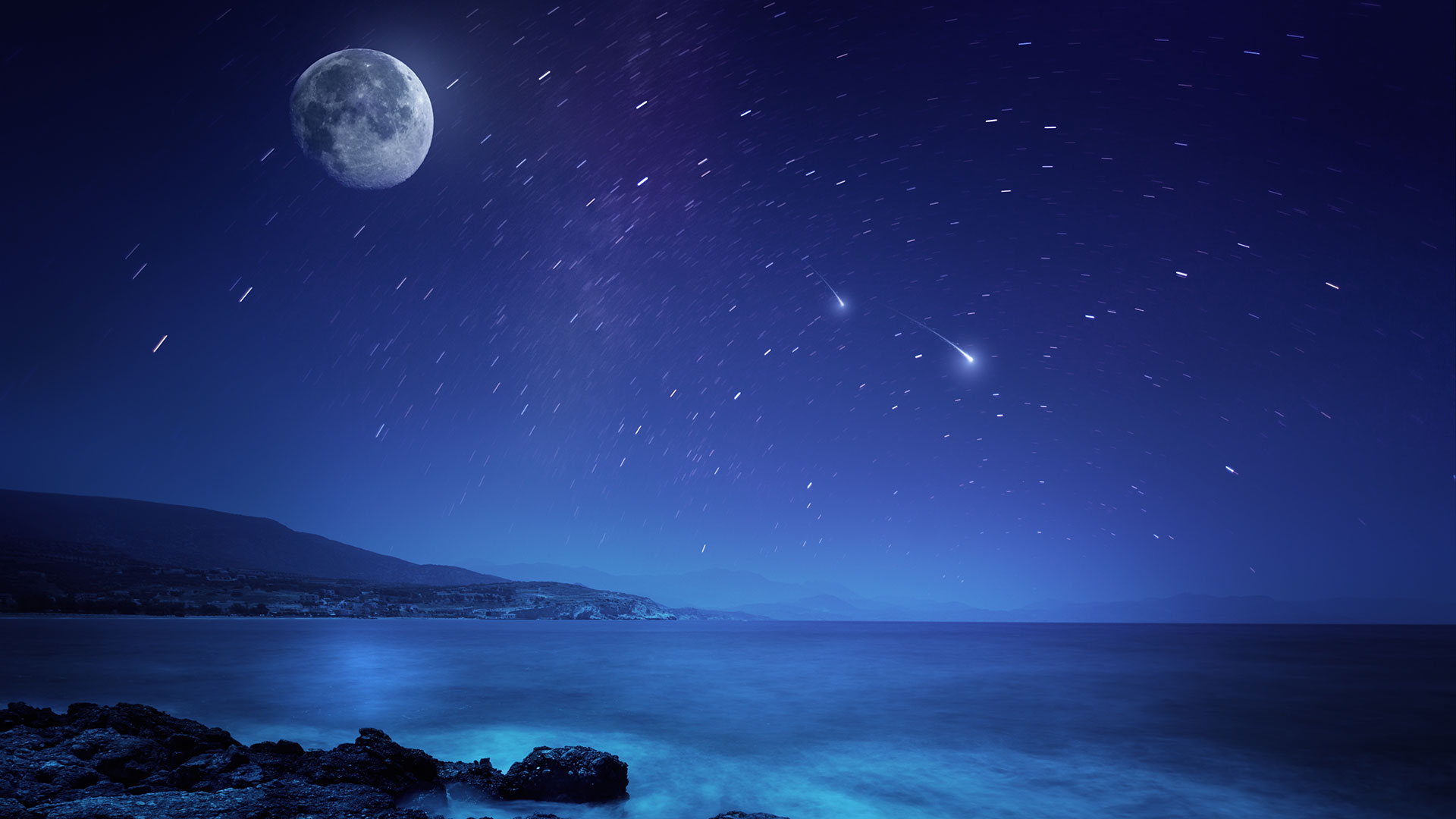 6 Ways to Honor the Moon | Yoga International
