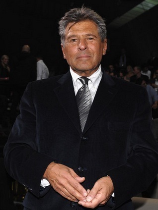 Charitybuzz: Dine with L Brands Chief Marketing Officer Ed Razek in NY ...