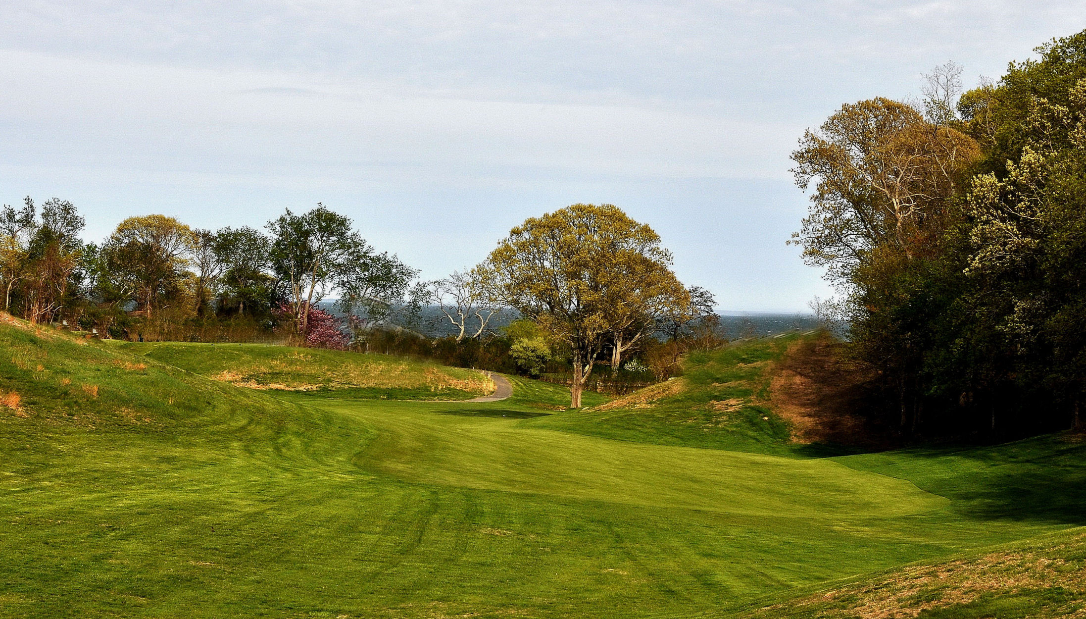 Charitybuzz: Golf Foursome at Gardiner's Bay Country Club on Shelter I ...