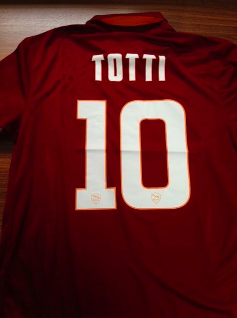 Charitybuzz: Francesco Totti Jersey Signed by Entire AS Roma Team Duri ...