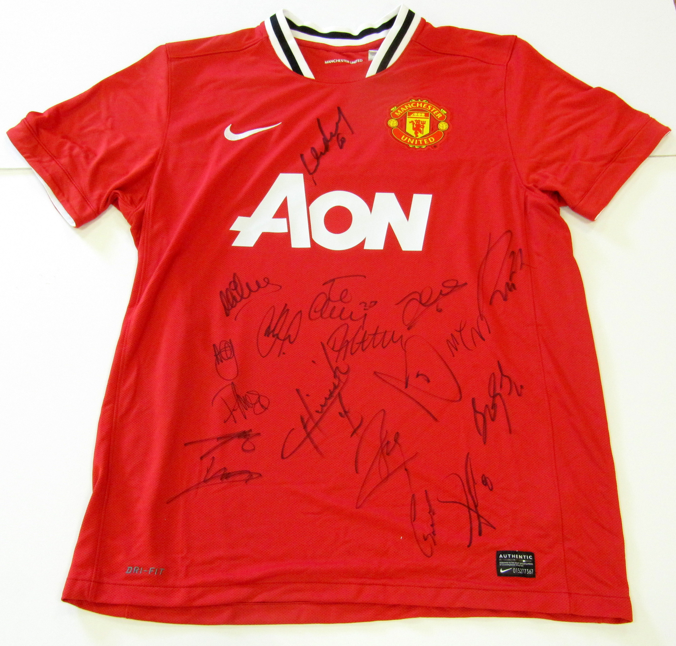 Charitybuzz: Take Home 5 Manchester United FC Team Signed Jerseys - Lot ...
