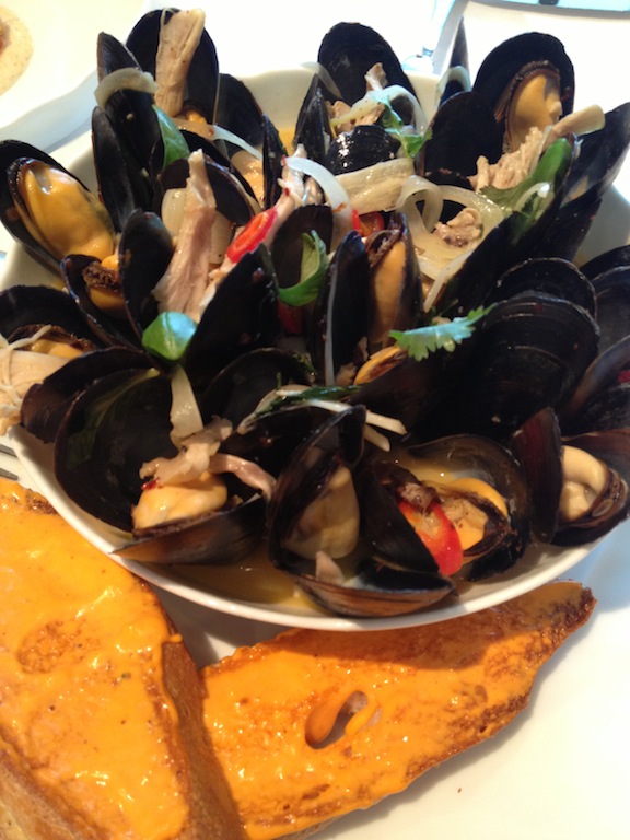 Ocean Blue's Mussels Recipe - AOL