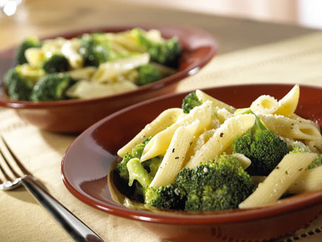 Broccoli & Garlic Penne Pasta Recipe - AOL