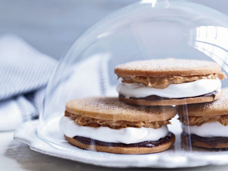 Chocolate-Peanut Butter Moon Pies Recipe - AOL