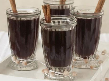 Glogg (Hot Spiced Wine) Recipe - AOL