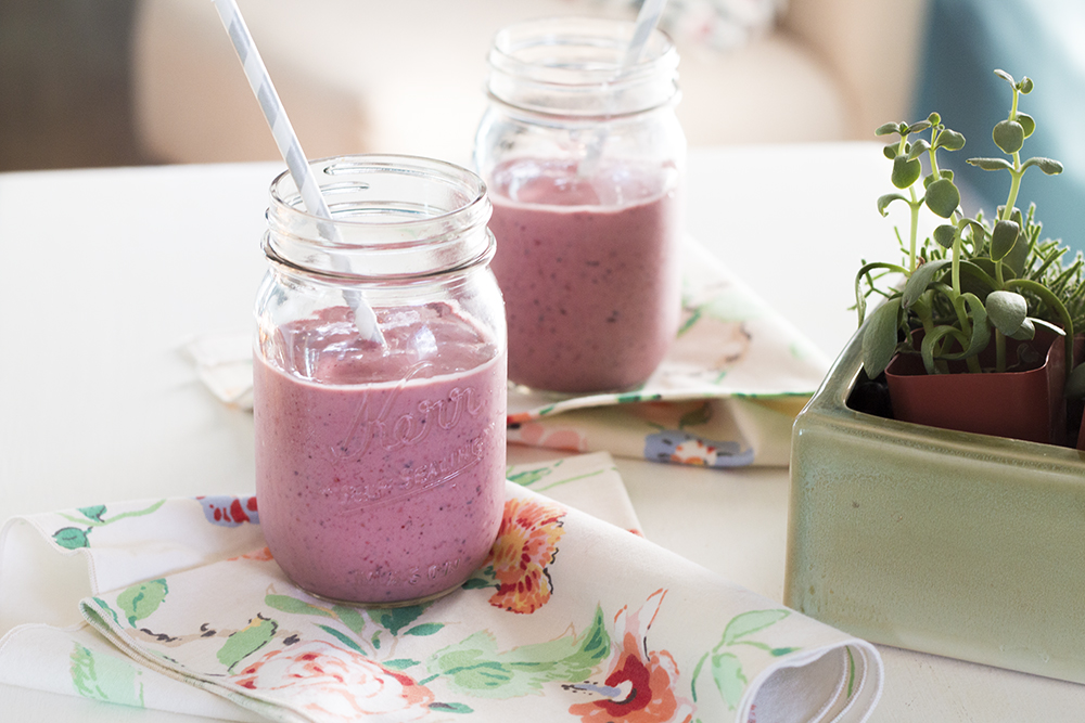 Avocado Berry Smoothie Recipe - AOL