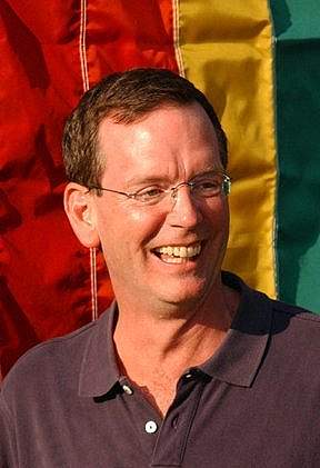 Bob is on Couchsurfing! | Couchsurfing